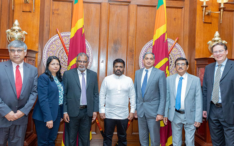 අනුර ගෙනත් කරගත්තේ කැහි ගෑණි දීලා හොටු ගෑණි ගත්තා වගේ වැඩක්ලු - BODHI ...